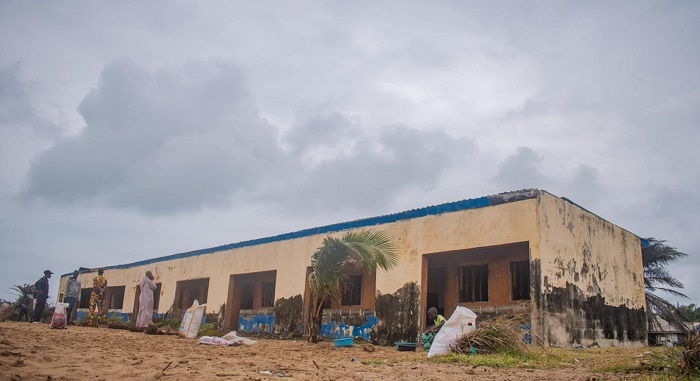 Rising sea level and plight of Akodo Ise, a Lagos coastal community ...